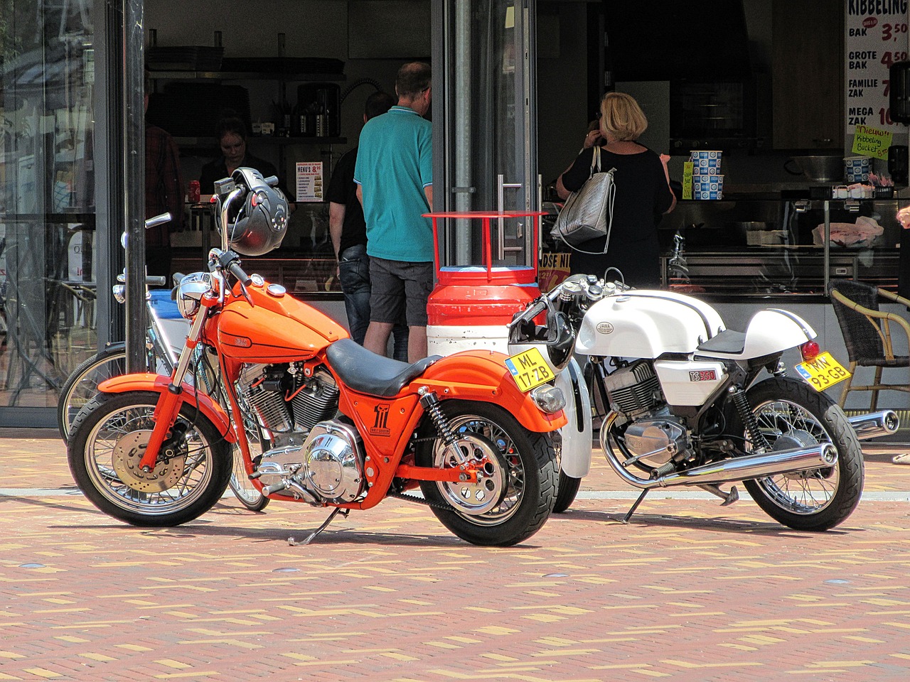 Motorrijden in Nederland is populair. Sterke groei van motorbezit in ...