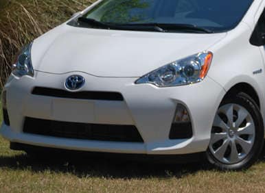2012 Toyota Prius c Road Test and Review | Autoweb