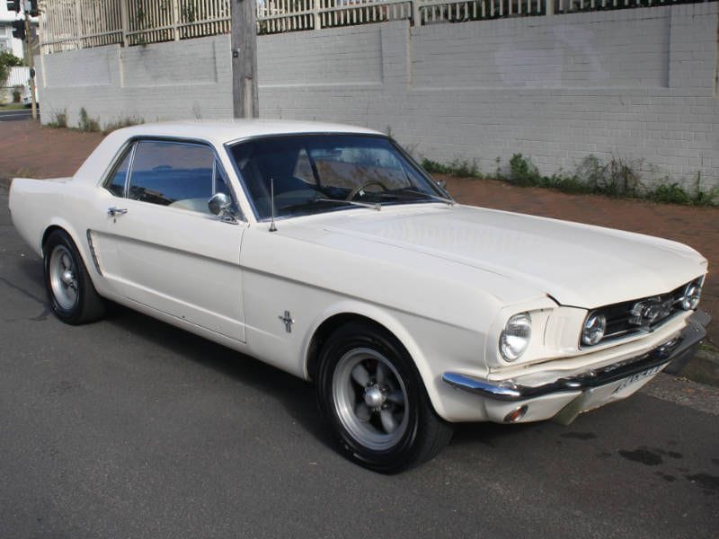 10 of the Most Iconic American Cars | Autoweb