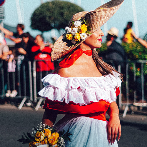 Most iconic flower fashion moments in history | Interflora