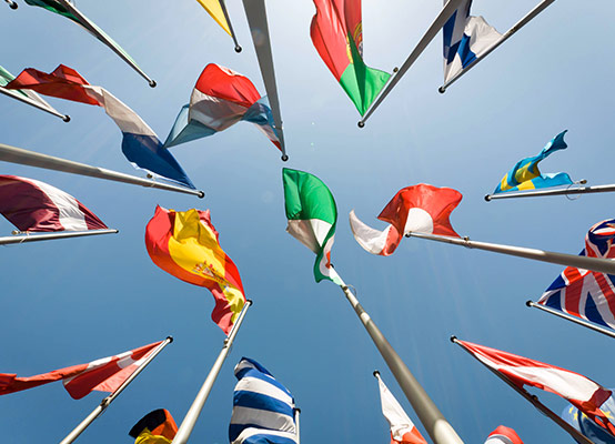 Das Karriere-Portal der IHK-AHK-DIHK-Organisation