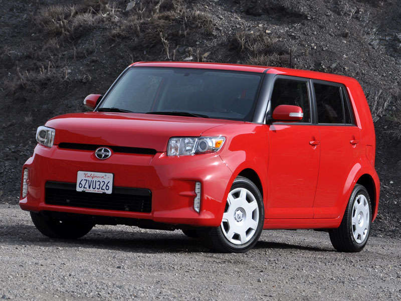 2013 Scion xB Review and Quick Spin | Autoweb
