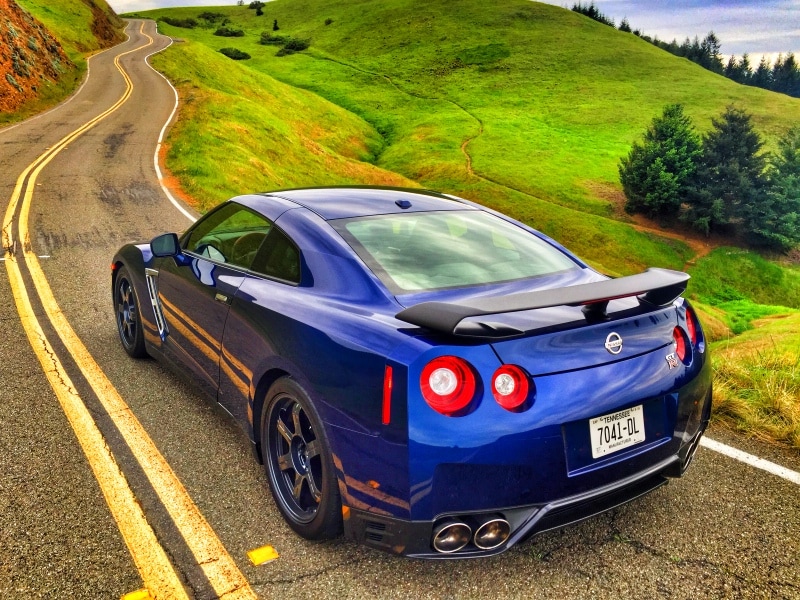 10 Fastest Acceleration Cars 0-60 | Autoweb