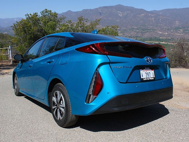 2017 Toyota Prius Prime Road Test and Review | Autoweb