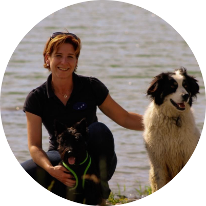 About - Leslie Tahon Schmid - Chi University