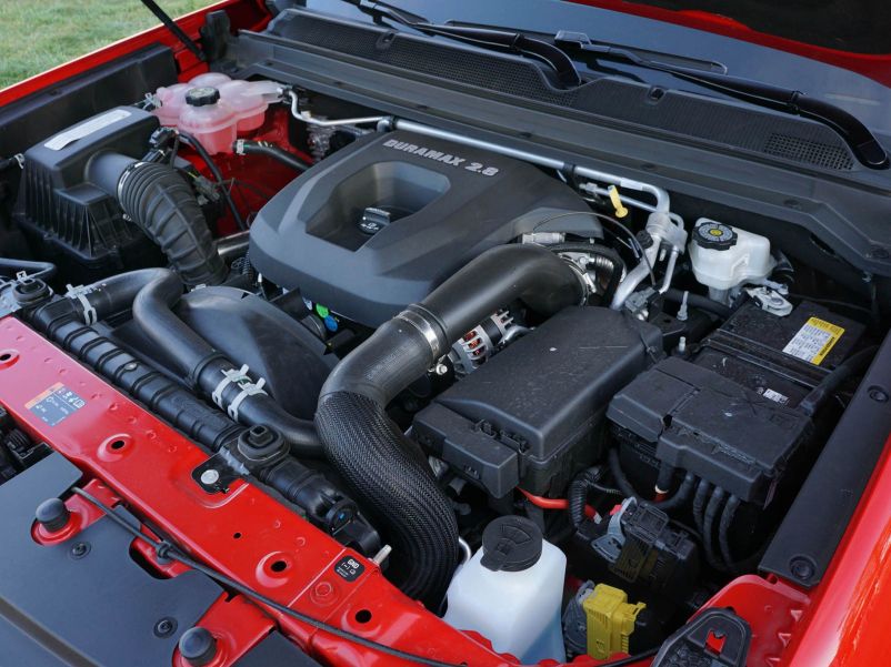 2016 Chevrolet Colorado Diesel Review | Autoweb