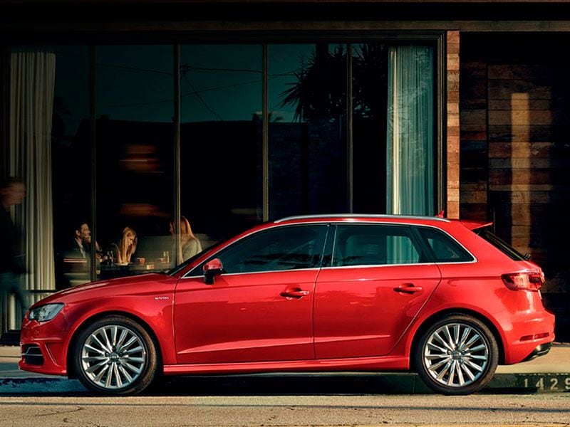 10 Best Small Hybrid Cars | Autoweb