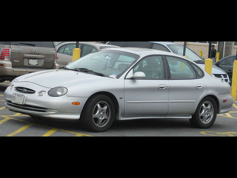 History of the Ford Taurus in Photos | Autoweb