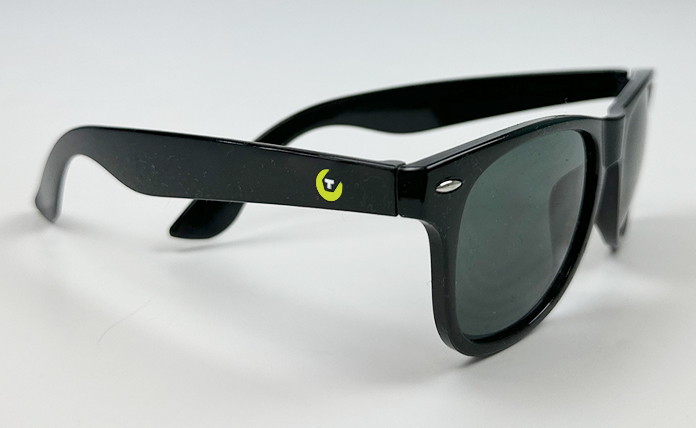 Zonnebril met Retro Design en Tweakers-logo - TweakersGear