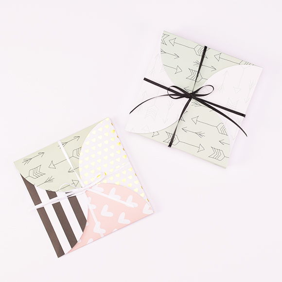 Envelopje vouwen: maak je eigen cadeauverpakking