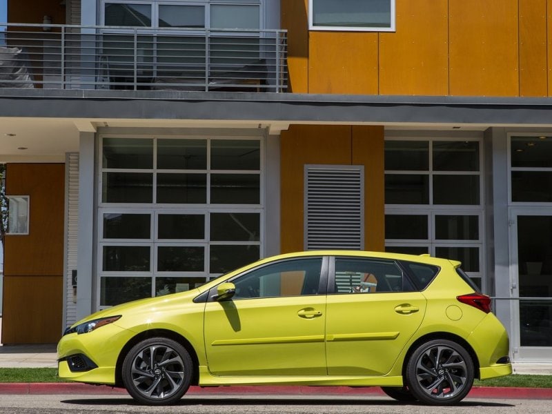 10 Things You Need To Know About The 2016 Scion iM | Autoweb