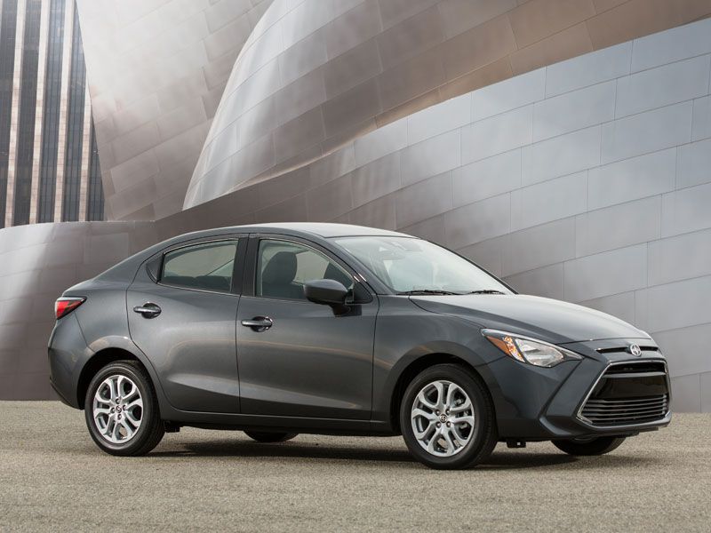 10 Cool Sedans to Consider | Autoweb