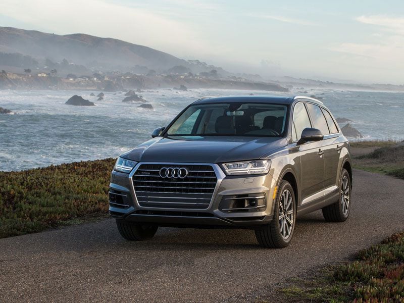 10 SUVs with Head-Up Displays | Autoweb