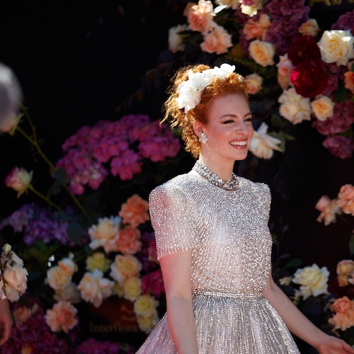 Most iconic flower fashion moments in history | Interflora