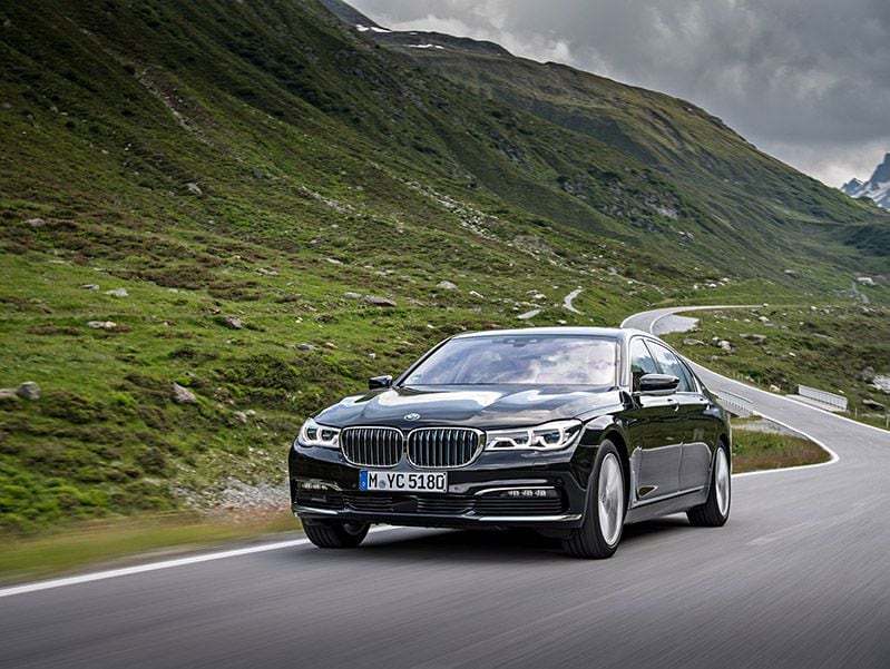 10 of the Best Luxury Cars for Tall Drivers | Autobytel