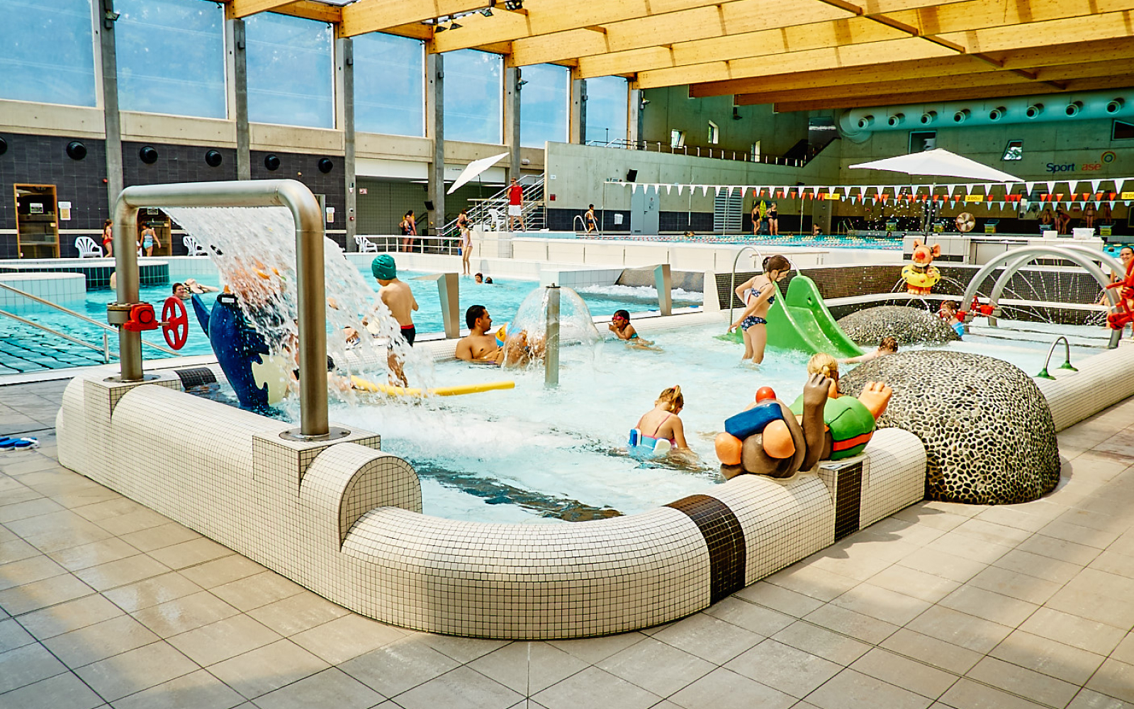 Sportoase - Naar het zwembad met korting - De Humo Shop