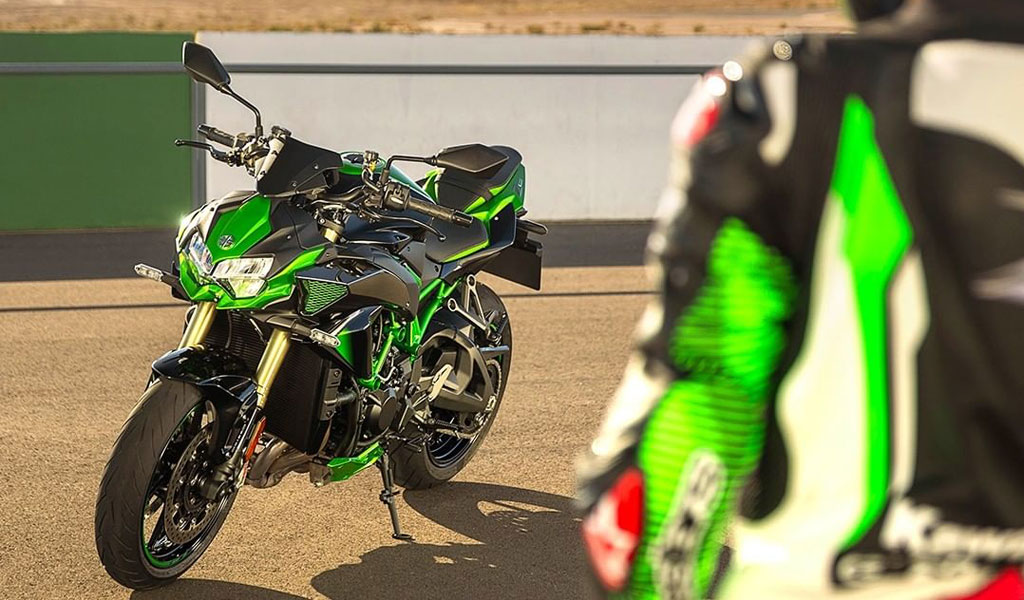 The supercharged 2022 Kawasaki Z H2