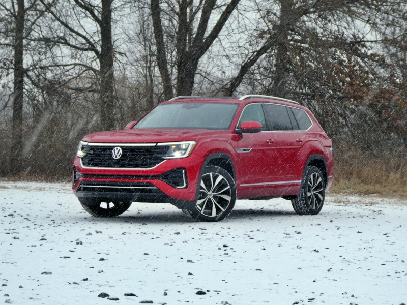 2024 Volkswagen Atlas Road Test and Review | Autoweb