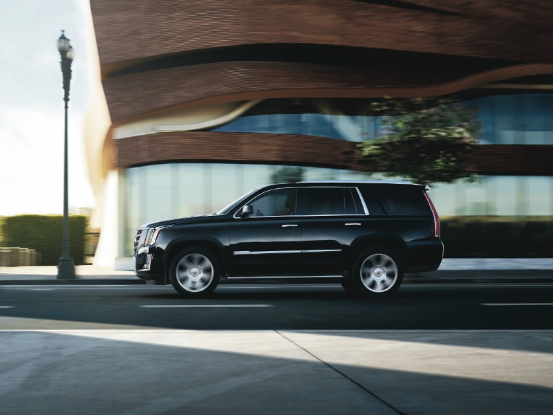 2017 Cadillac Escalade vs. 2017 GMC Yukon Denali: Which is Best? | Autoweb