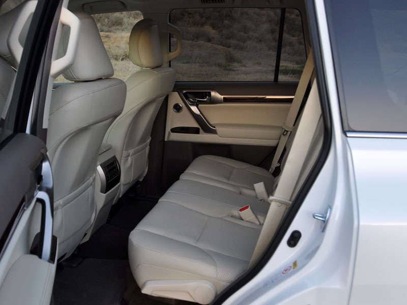 2013 Lexus GX 460 Luxury SUV Road Test and Review | Autoweb