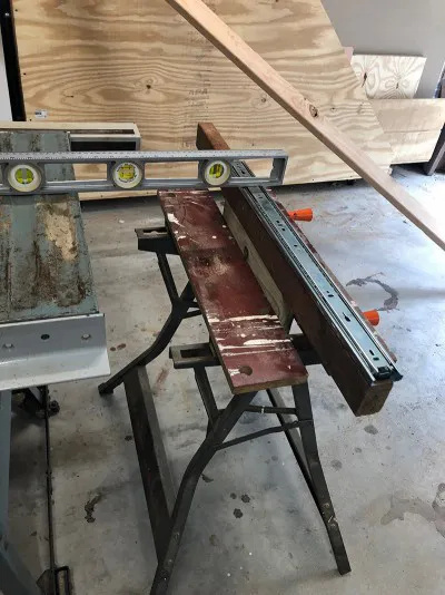 How to build a table saw slide outrigger for long wood pieces