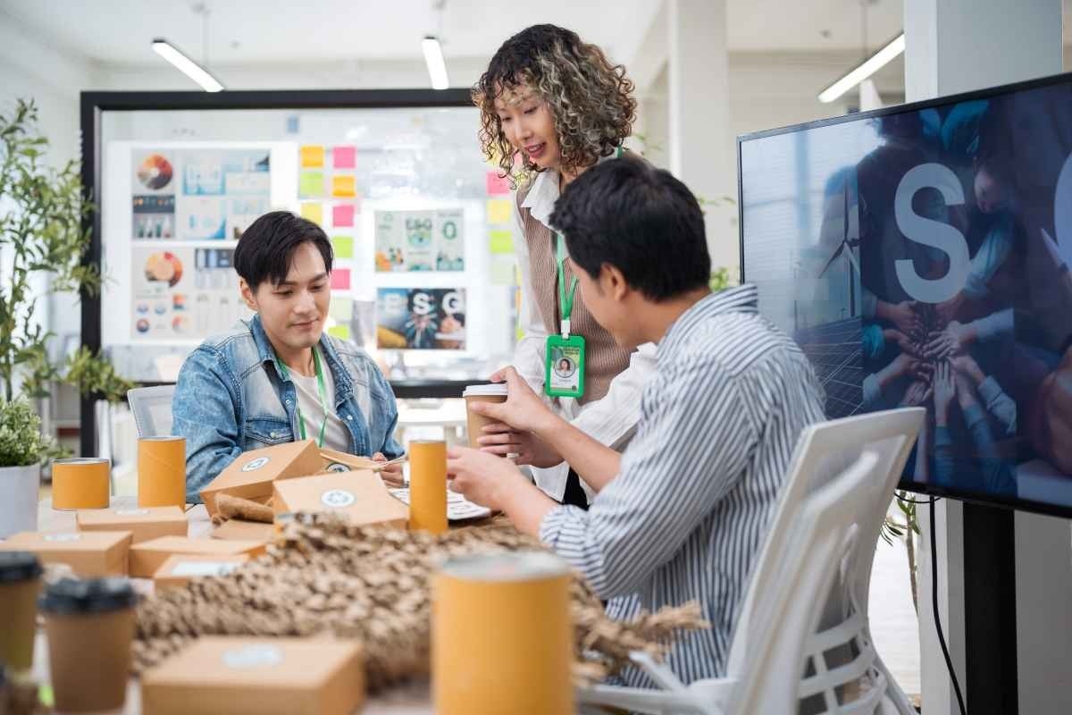 10+ Contoh Profesi di Industri Kreatif dan Kisaran Gajinya - Jobstreet ...