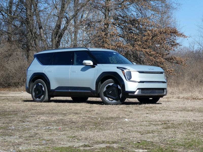 2024 Kia EV9 Road Test and Review | Autoweb