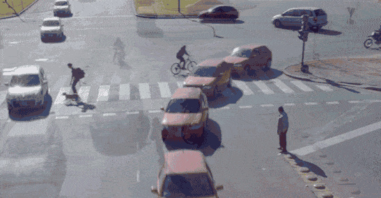 Starke und schwache KI – Definition, Unterschiede & Beispiele