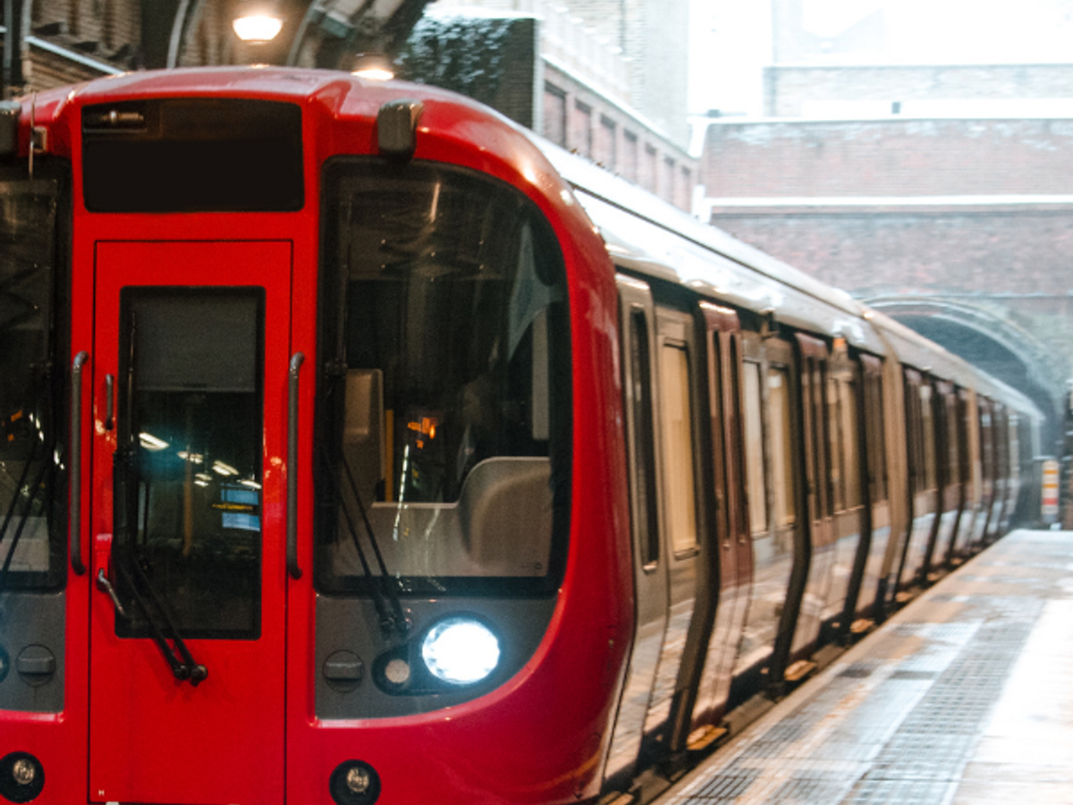 London's District Line - Your Guide to Office Space | Rubberdesk (UK)