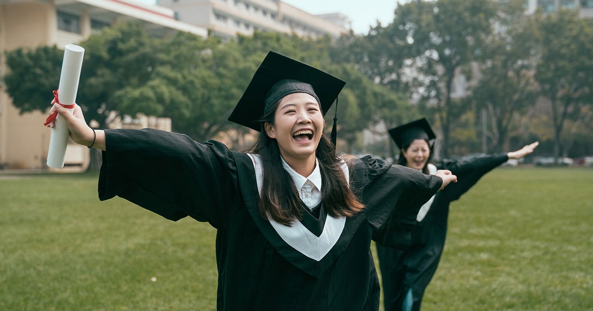 How fairly compensating fresh grads can prevent job-hopping | SEEK Employer