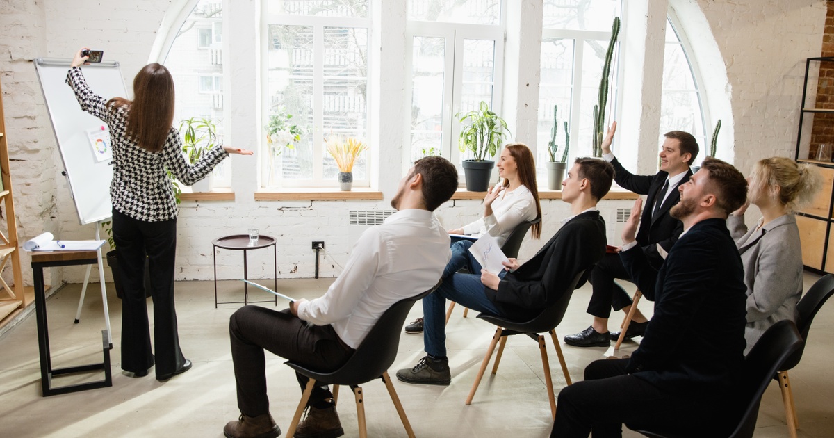 Workshop: Pengertian, Jenis, dan Manfaatnya untuk Karir - Jobstreet ...