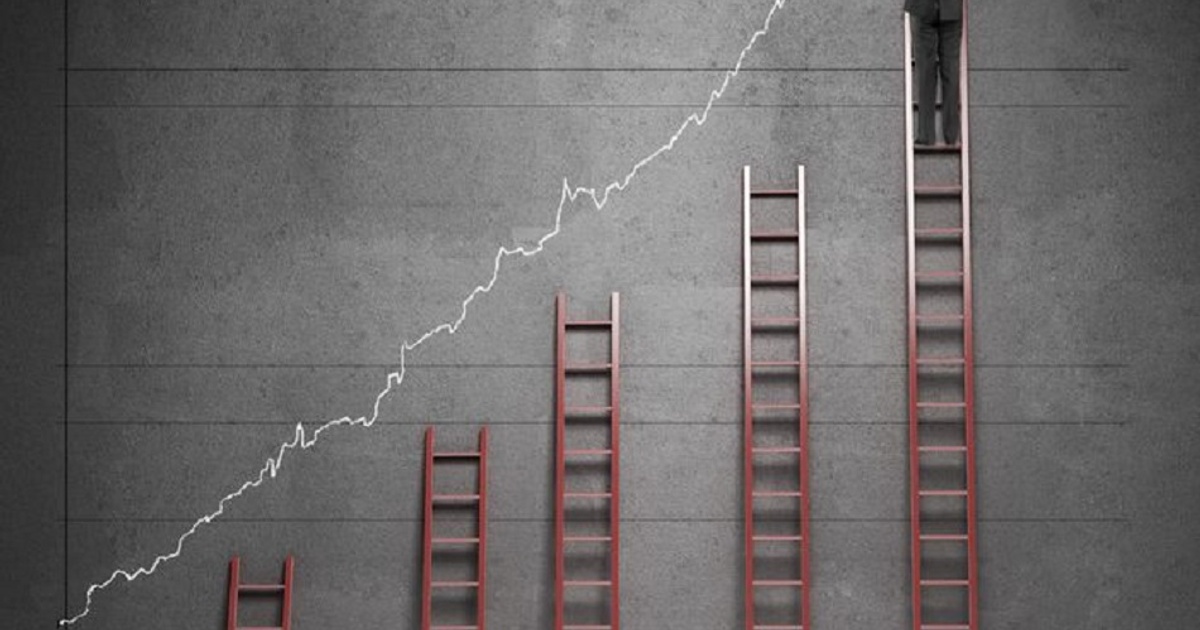 Simple Steps to Help You Climb the Corporate Ladder - Jobstreet Malaysia