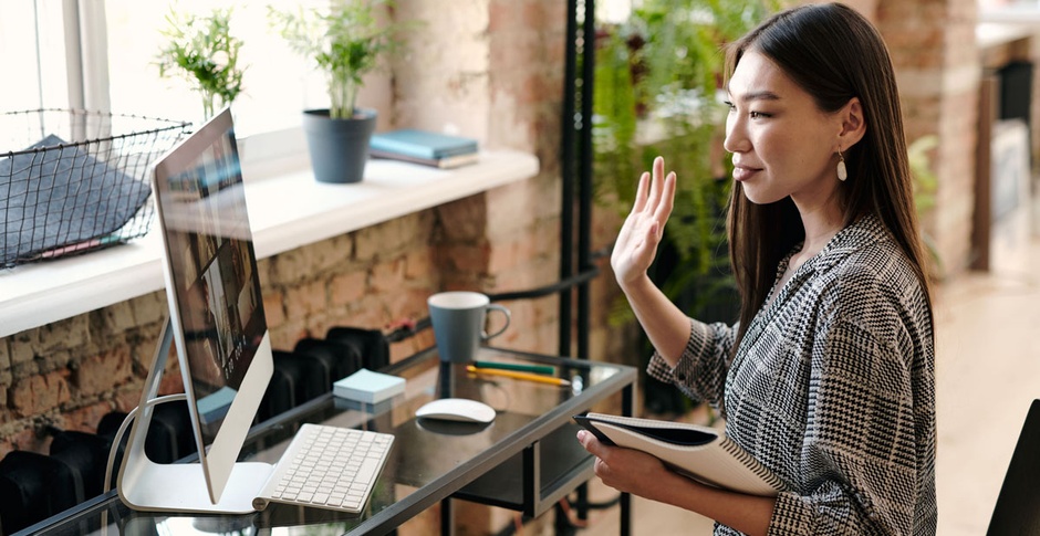 Cara melakukan orientasi karyawan secara daring | SEEK Employer