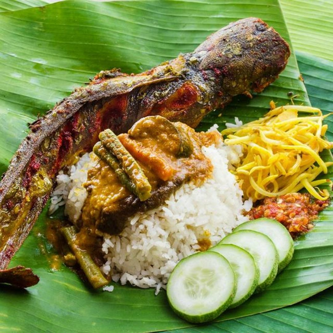 Nasi Paku Ayam Kampung delivery | Oddle Eats : Get your foods delivered ...