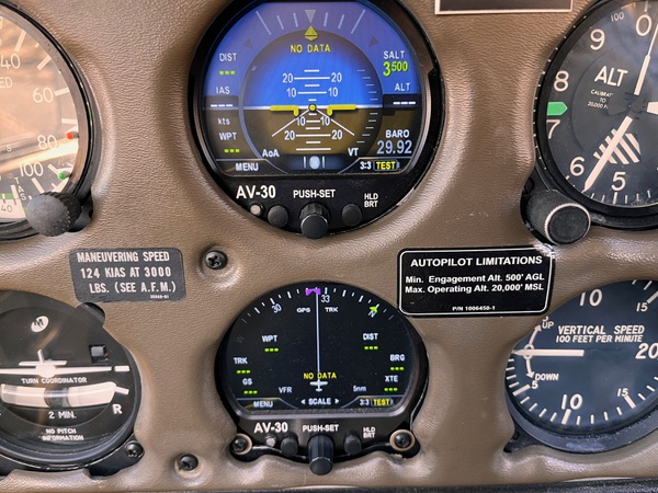 1979 Piper PA 28-236 Dakota - SOLD - N2195M