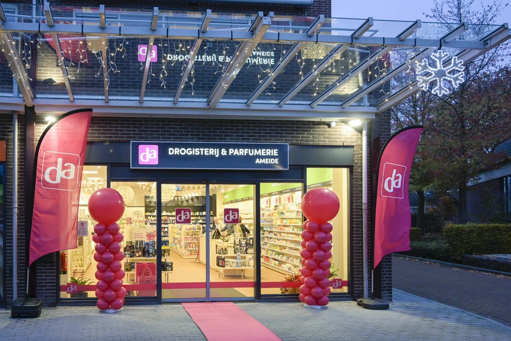 Opening 300ste DA winkel