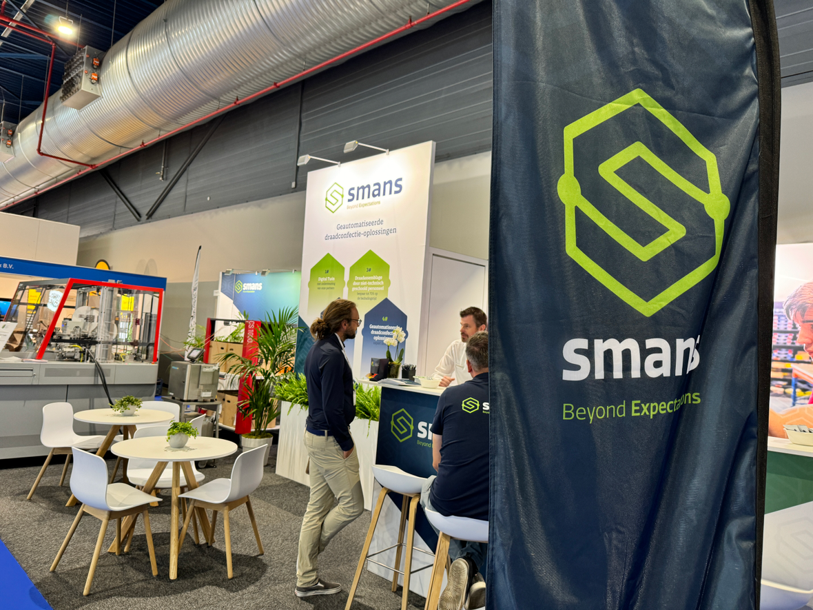 Smans wins High Tech Trophy with Minic-III from Schunk Sonosytems | Komax