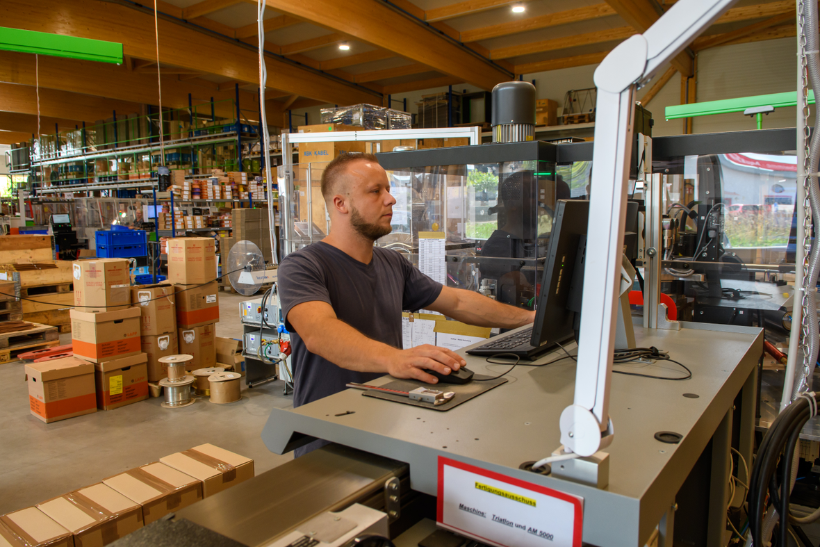 Komax HMI for industrial applications: Score points on cost and quality ...