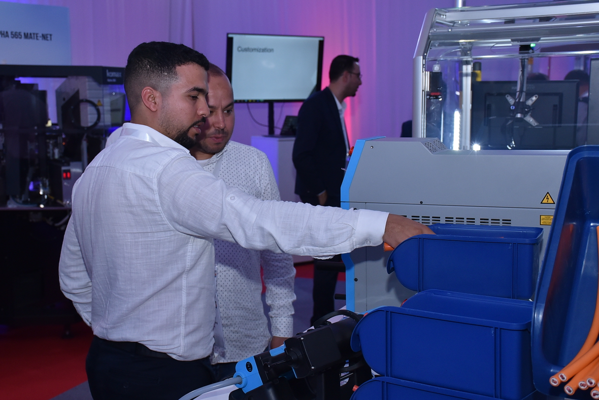 Successful show in the stronghold of wire harness production | Komax
