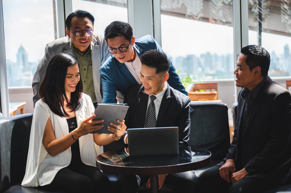 Networking Bisnis: Manfaat dan Cara Membangunnya - Jobstreet Indonesia