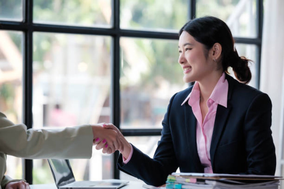 SPG Adalah Sales Promotion Girl, Ini Tugas dan Gajinya - JobStreet ...