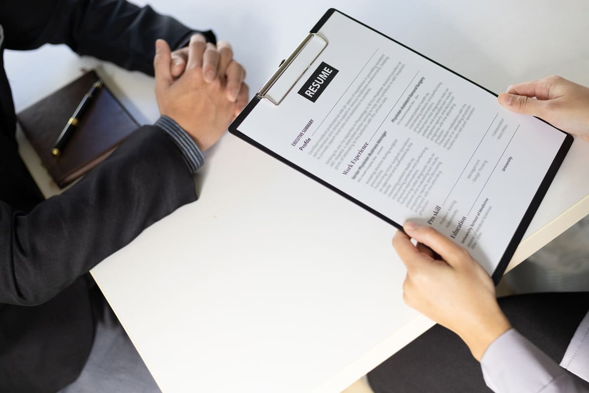 Summary CV: Contoh, Isi dan Cara Membuatnya - Jobstreet Indonesia