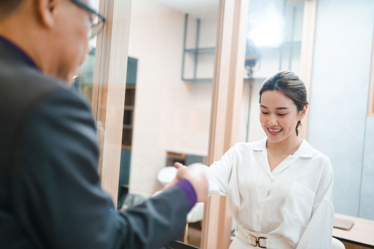 Klien Adalah Customer? Ini Perbedaan Client dan Customer! - Jobstreet ...