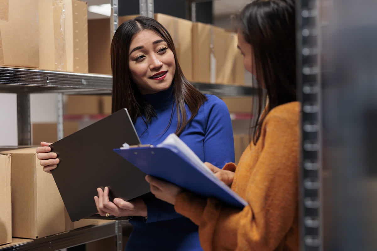 Apa Itu Arsiparis? Ini Tugas, Gaji, dan Jenjang Jabatannya - Jobstreet Indonesia