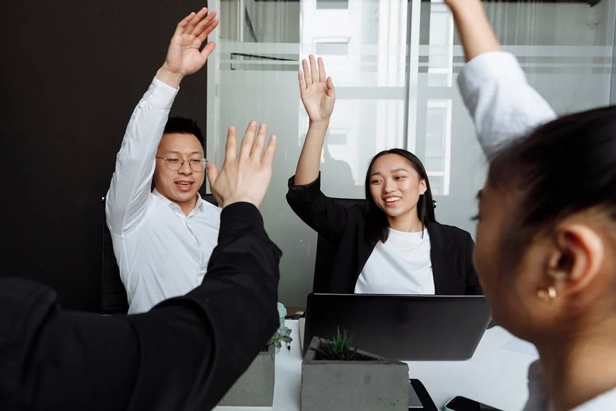 Kelebihan, dan Kekurangannya Bisnis MLM: Pelajari Di Sini! - Jobstreet ...