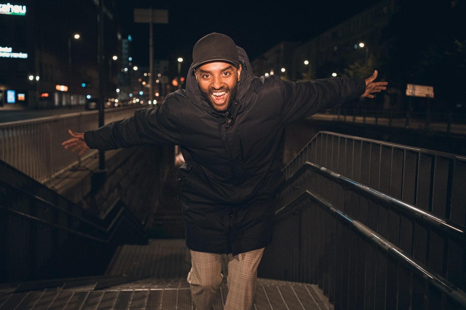 NO NIIN Magazine — Khadar Ahmed: The King of "No"