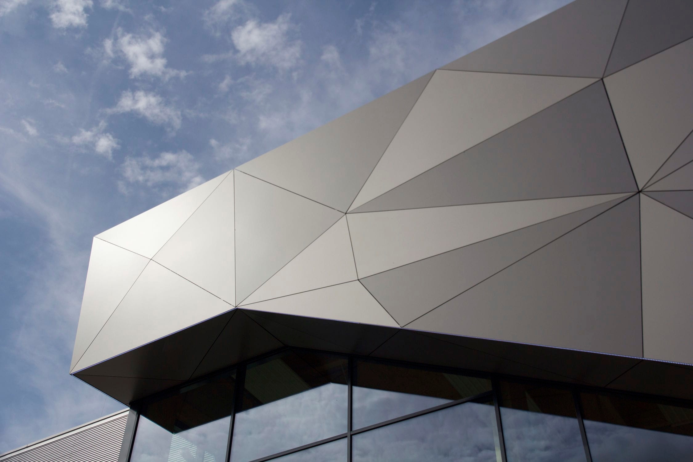 Trespa® platen nodig? | Snel geleverd op de bouw