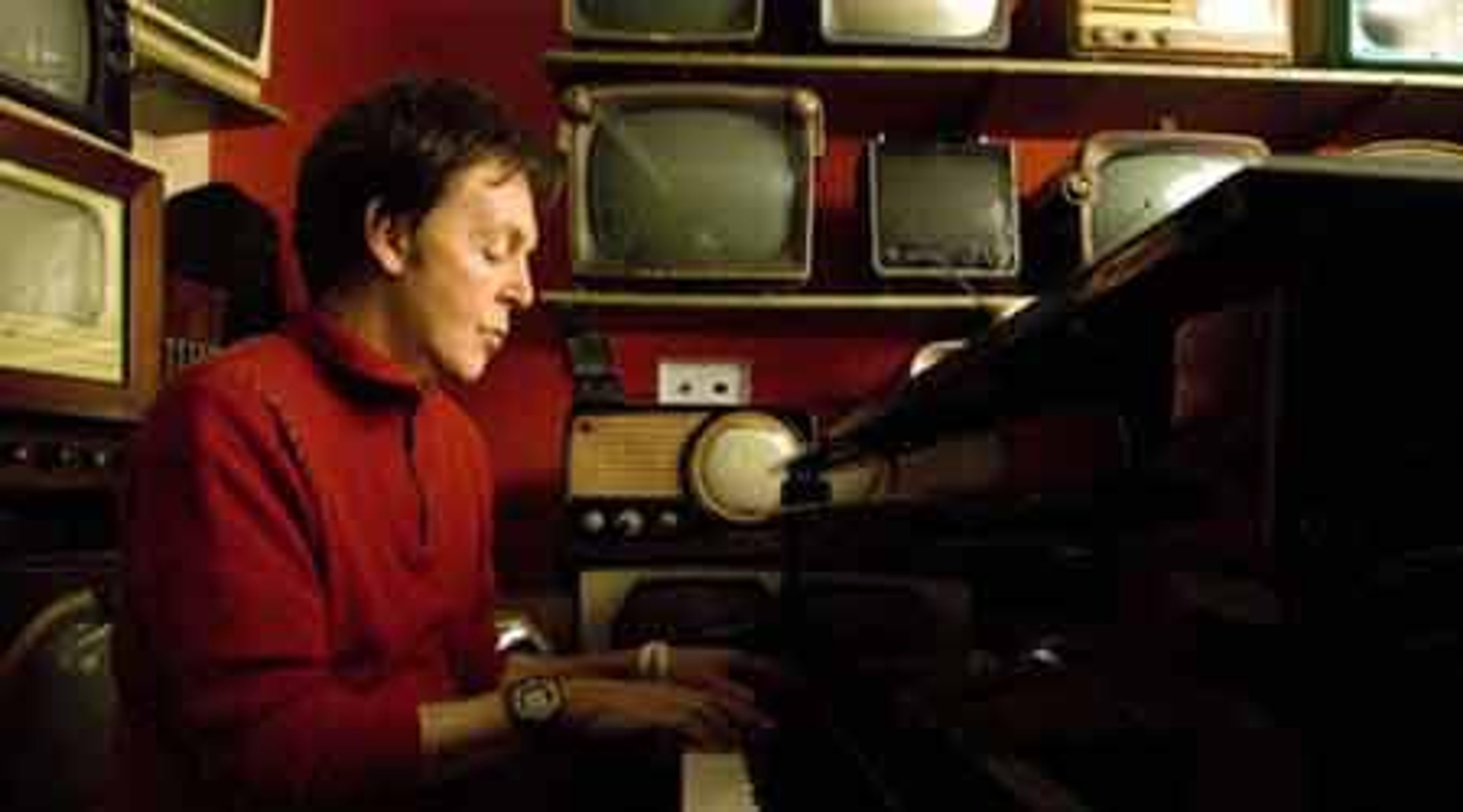 Paul McCartney | News | Paul Performs at Celebration of Frank Loesser