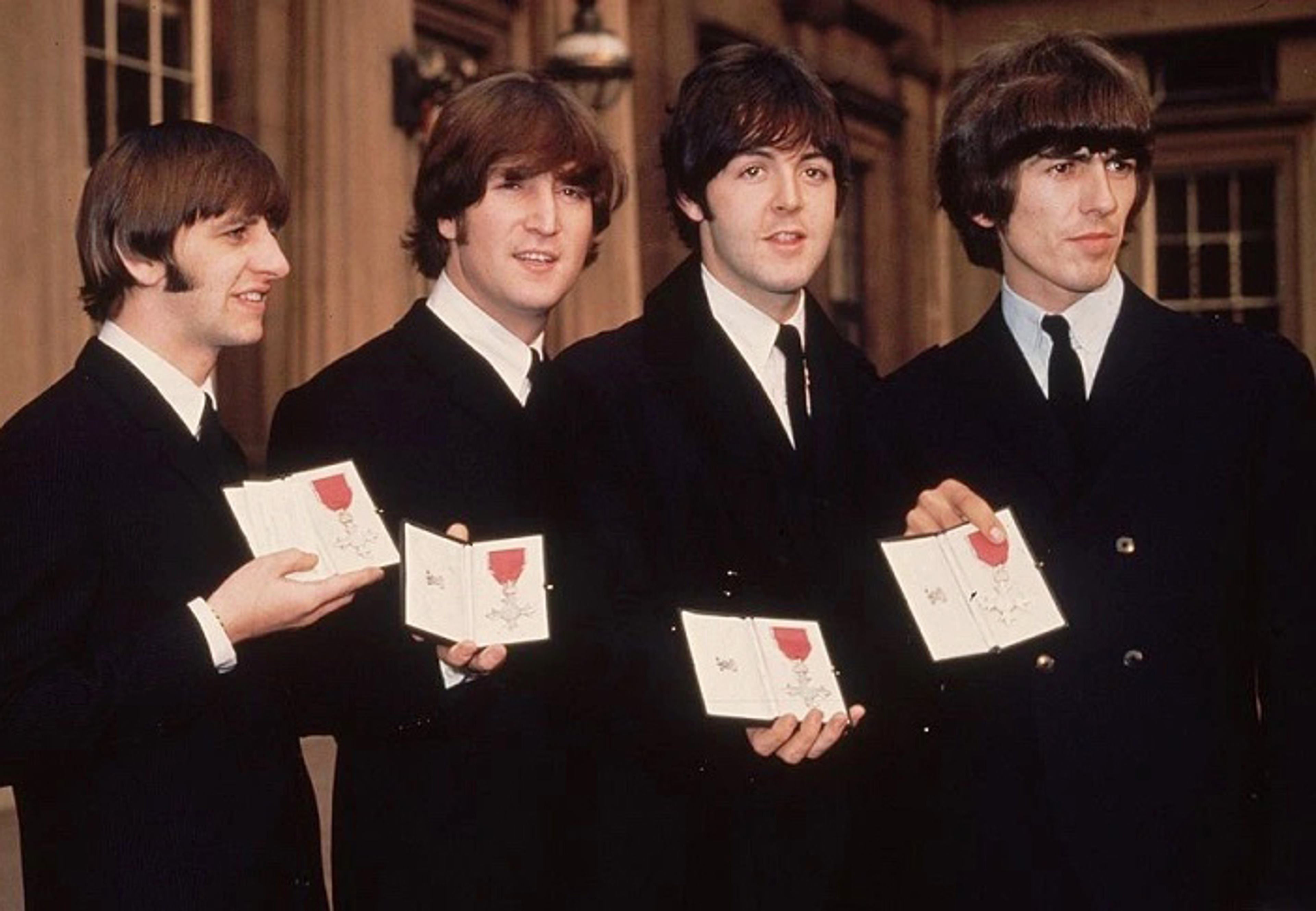 Paul McCartney | News | Paul on Queen Elizabeth II