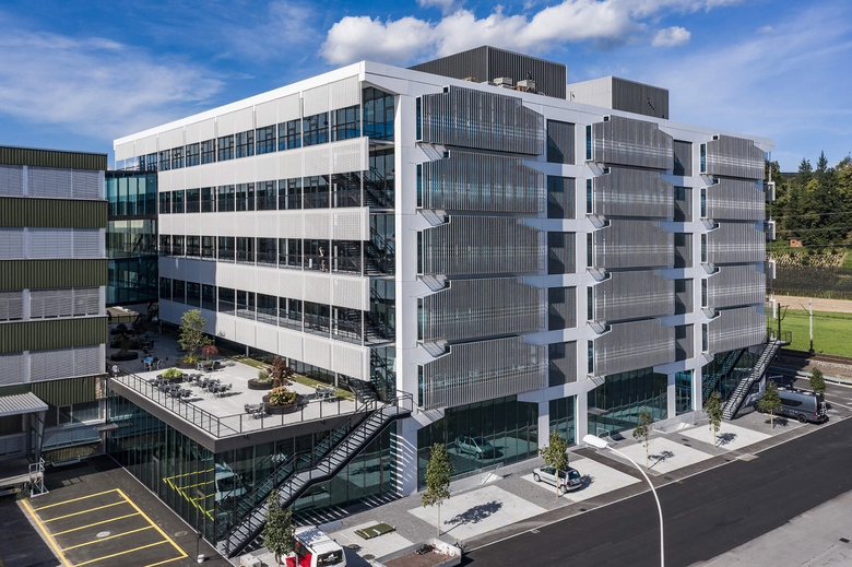 Vertical factory – Komax has moved into a groundbreaking new building ...